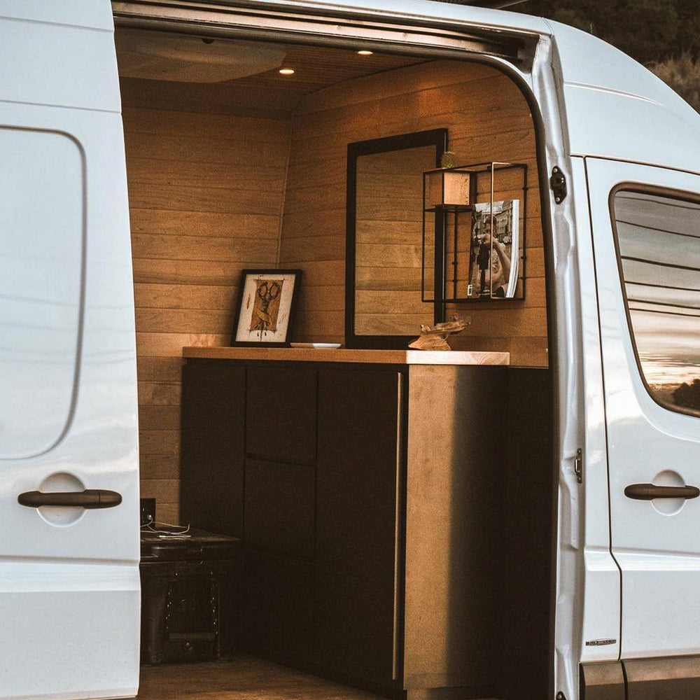 Mobile Barber Vans & Hair Salon Vans by Vanspeed Pro – Vanspeed PRO